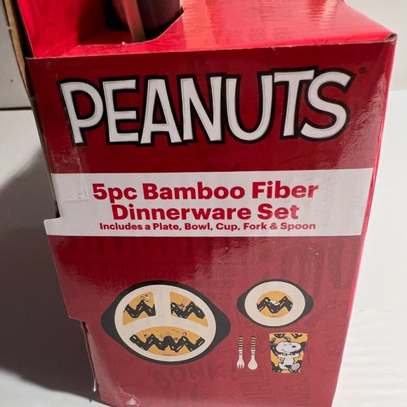 Peanuts | Dining | Peanuts Charlie Brown Snoopy Kids 5pc Dinnerware ...